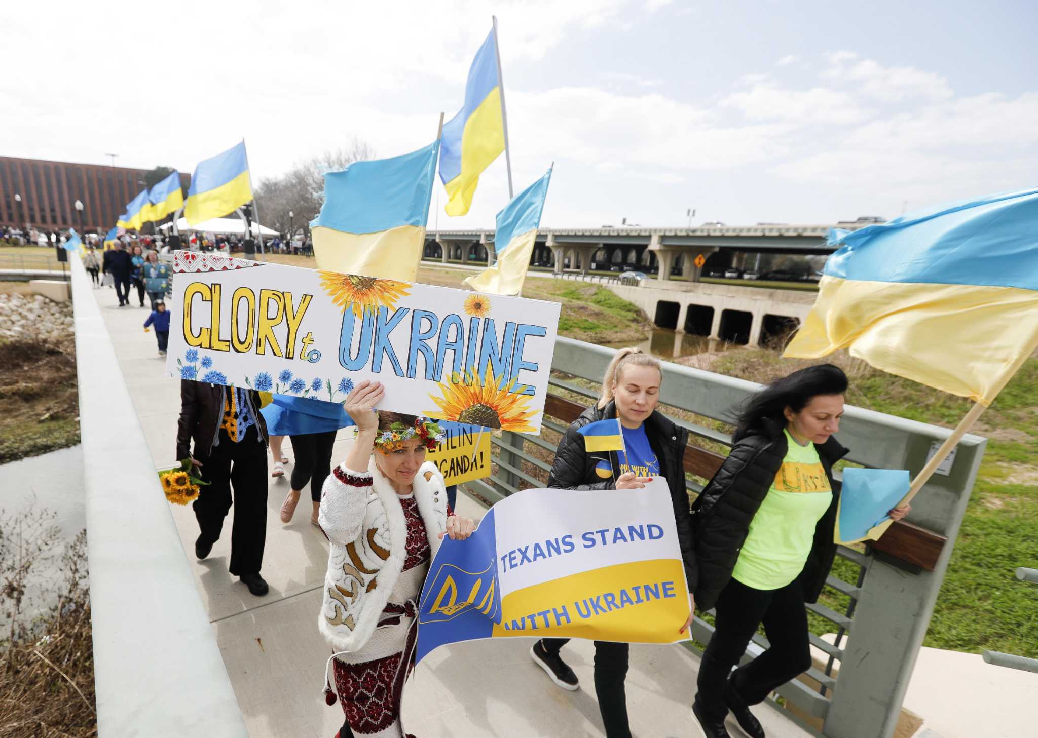 Editorial: Houston’s ready for Ukrainian refugees. We’re waiting on Biden.