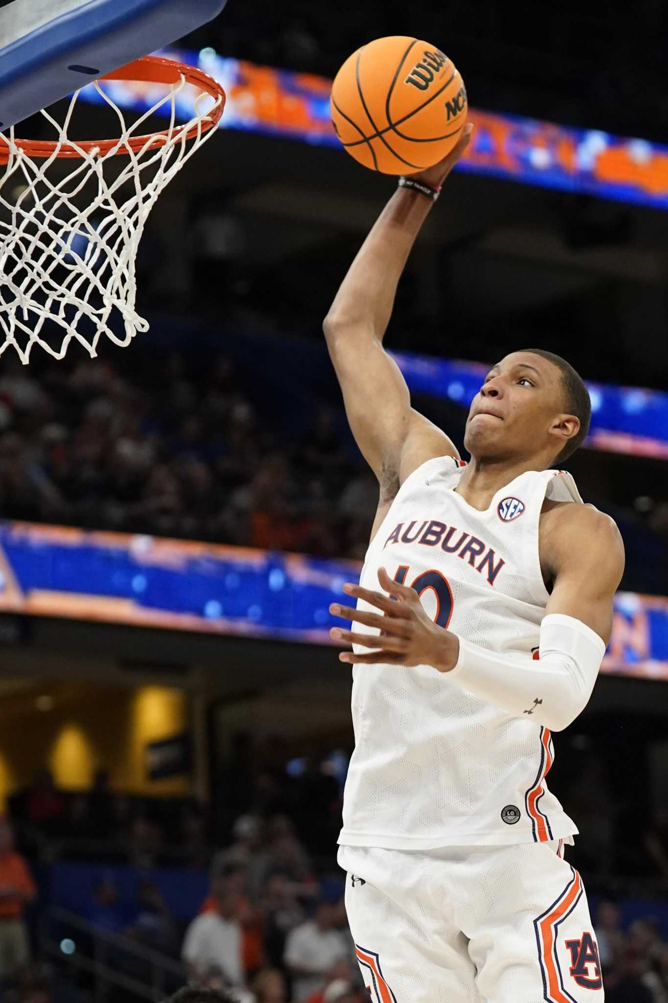 How to watch the NCAA Tournament like a Rockets scout