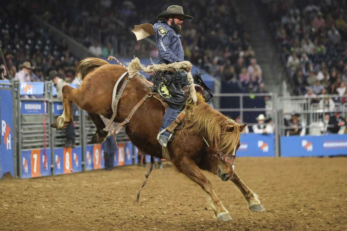 Photos: Monday's action at RodeoHouston