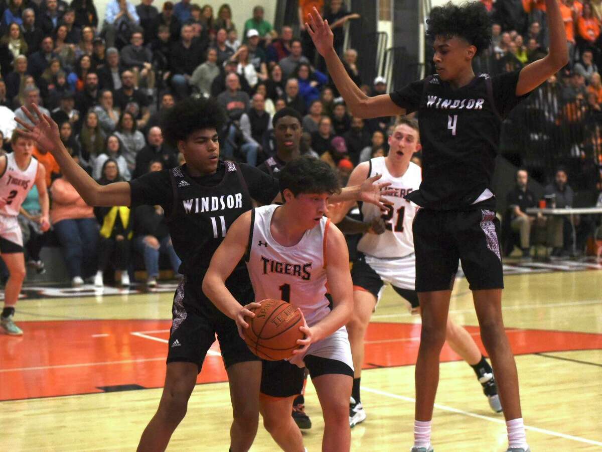 CT boys basketball star Preston Fowler now playing at Brewster Academy