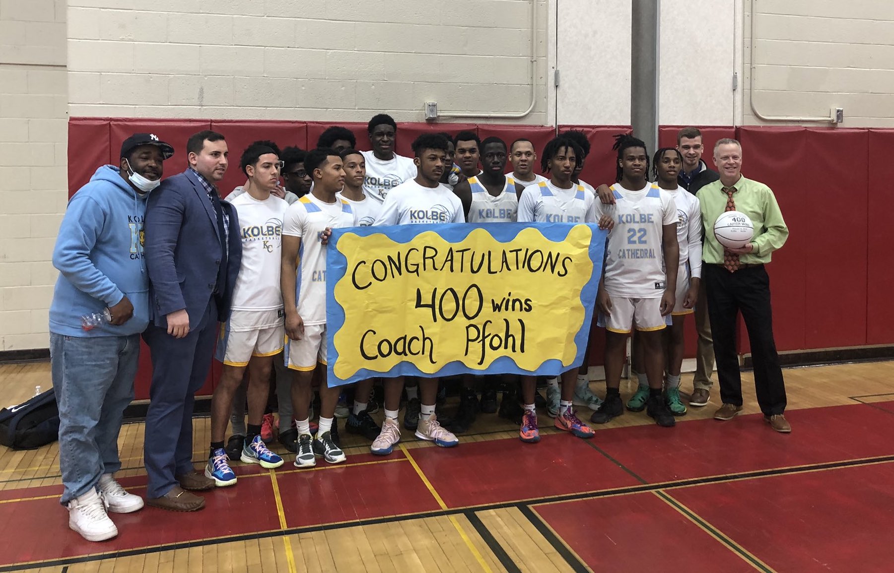 Kolbe Cathedral grinds out Division III quarterfinal victory over ...