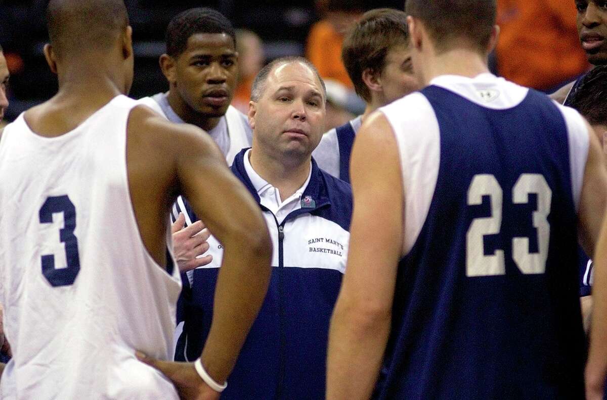 Randy Bennett still going strong at little old St. Mary’s, now 21 years ...