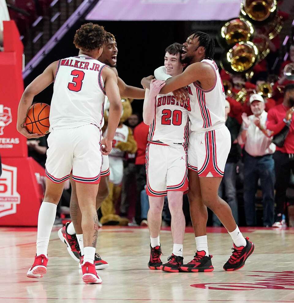 On Houston’s NCAA-bound basketball team, meet the fan favorite: walk-on ...