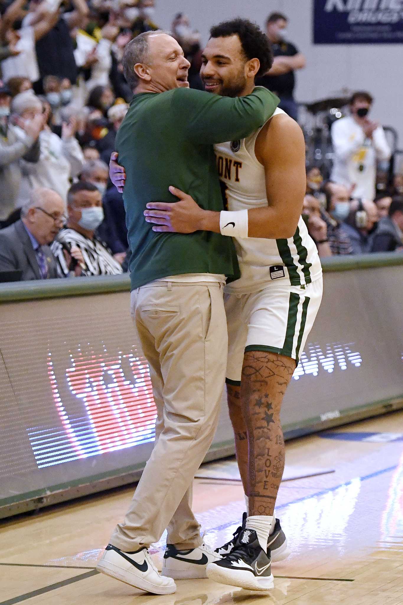 Colonie's Isaiah Powell coming 'full circle' with NCAA Tournament ...