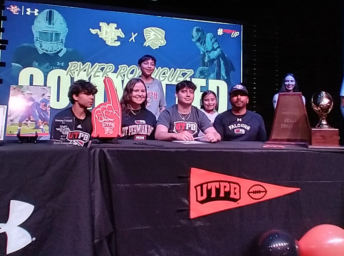HS FOOTBALL: MCS’ star quarterback Rodriguez heading to UTPB