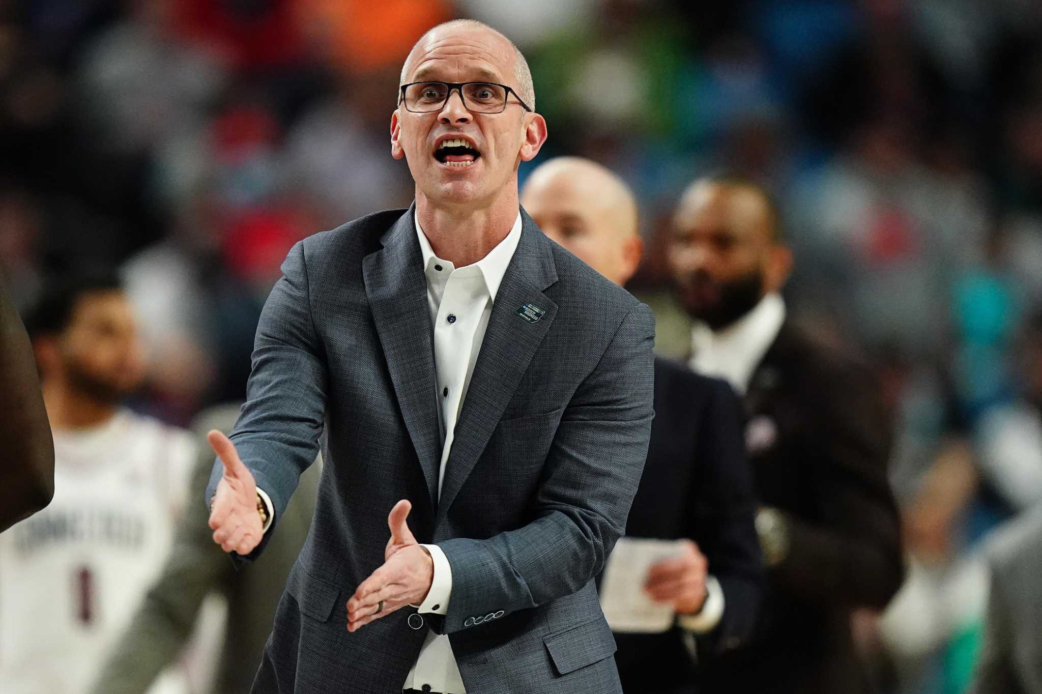 UConn men’s basketball coach Dan Hurley says late signing period will ... UConn men’s basketball coach Dan Hurley says late signing period will ...