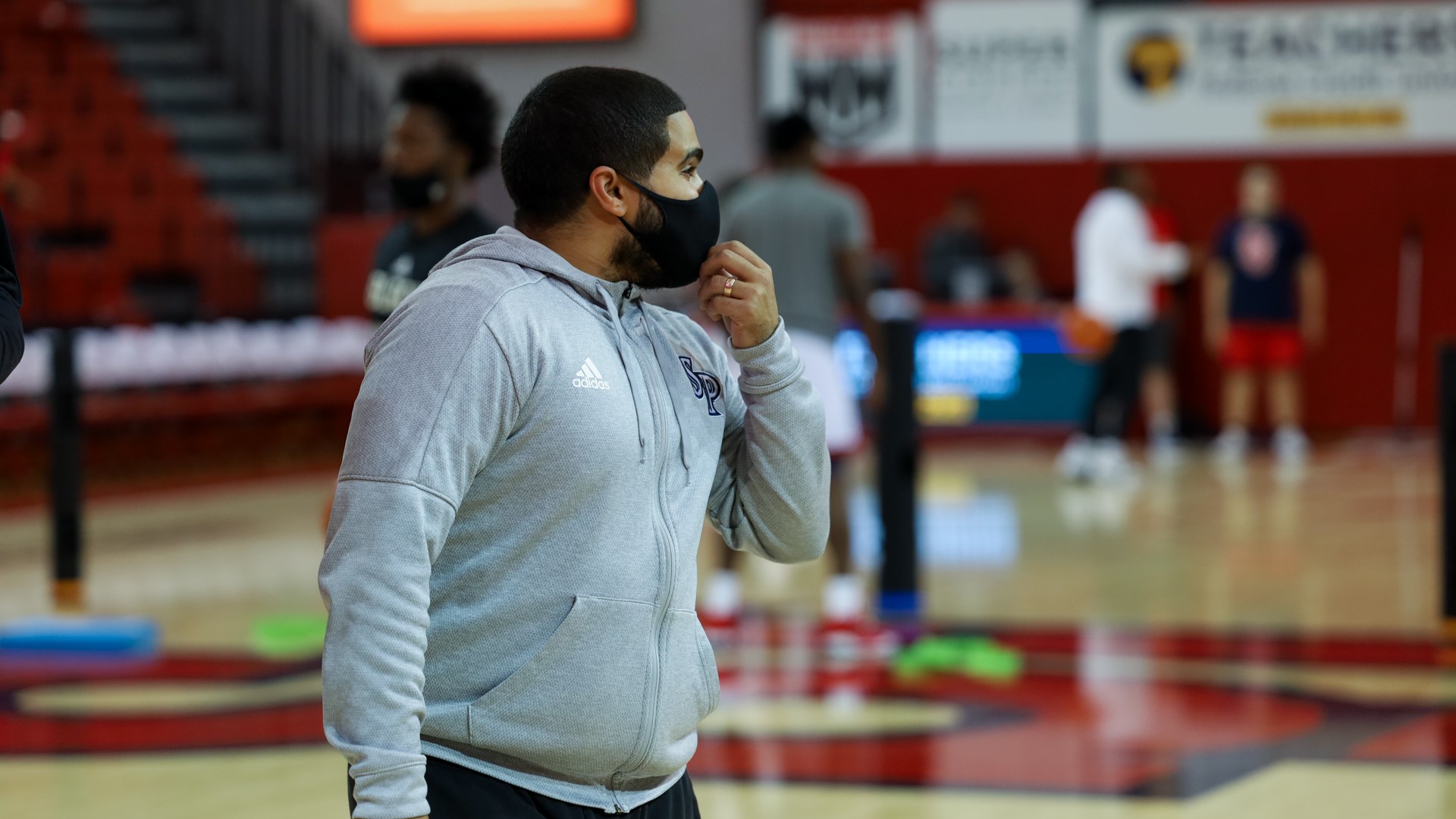 Siena grad Steven Cruz part of Saint Peter's upset of Kentucky in NCAA ...