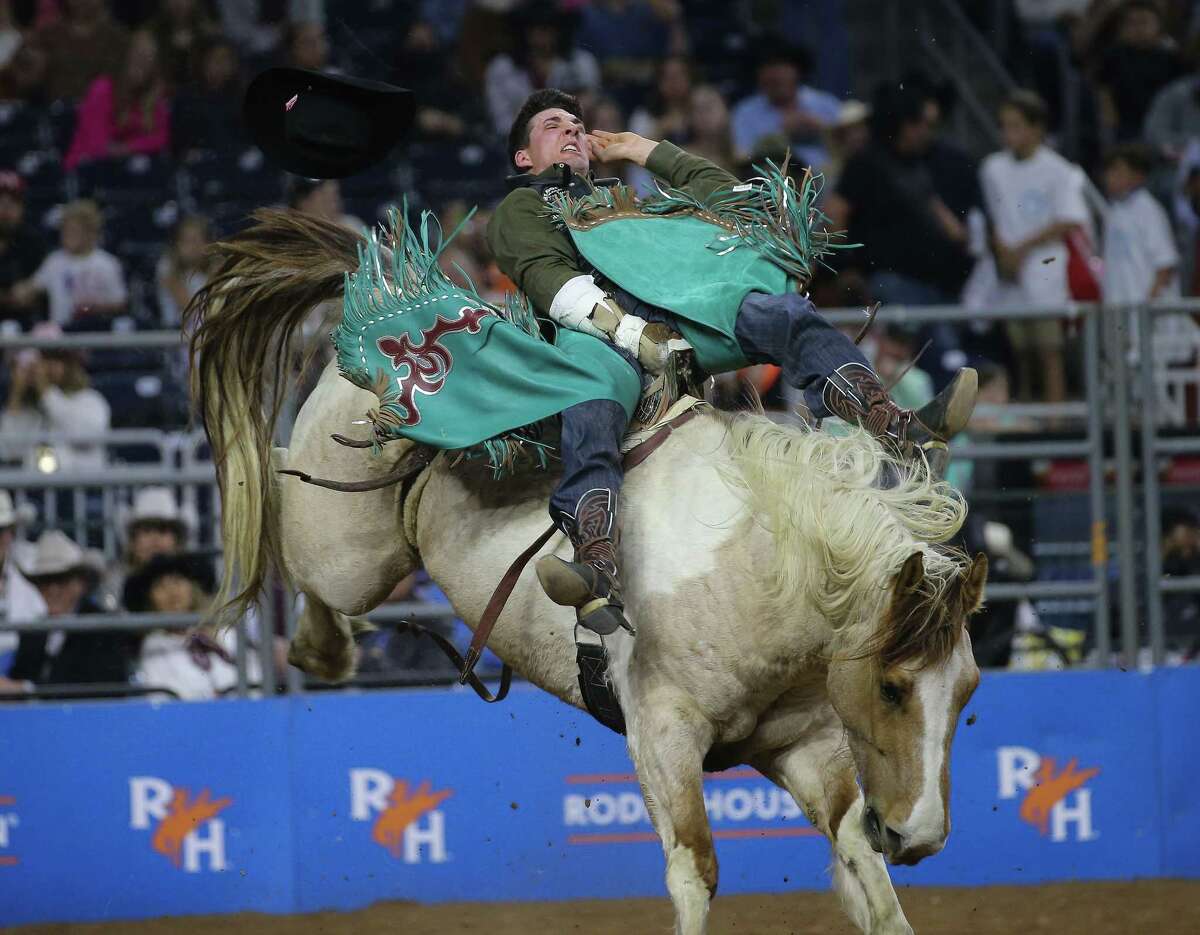 Saddle bronc rider Wyatt Casper wins RodeoHouston Wild Card