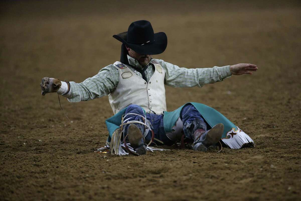 Saddle bronc rider Wyatt Casper wins RodeoHouston Wild Card