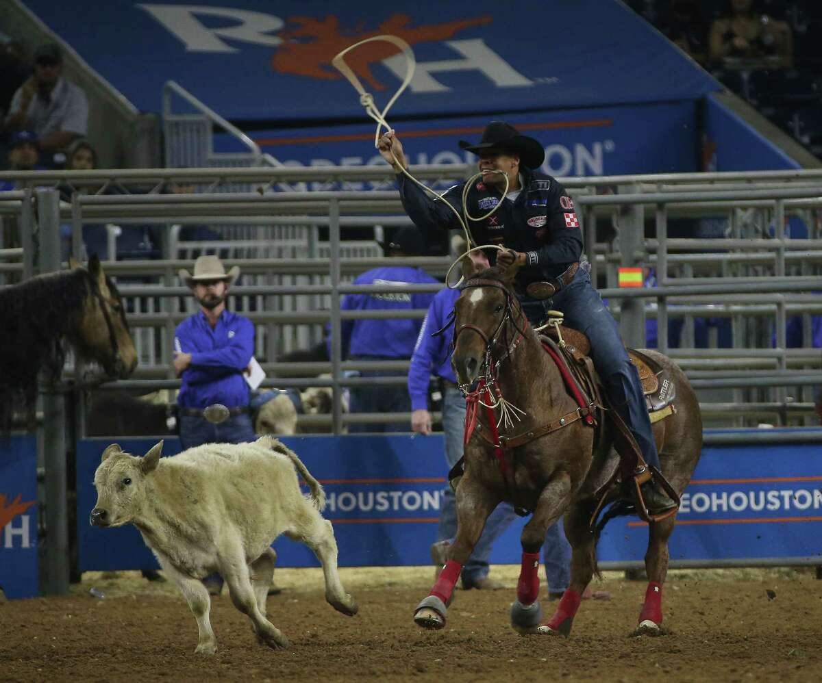 Saddle bronc rider Wyatt Casper wins RodeoHouston Wild Card