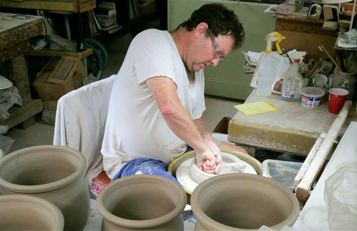 Pottery buffs' passion for early American craft fired up