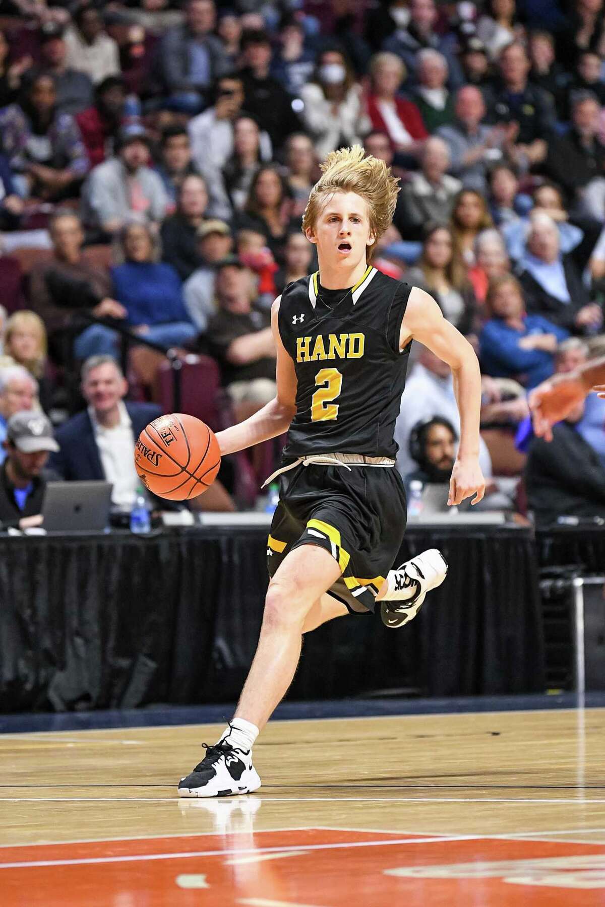 Hand boys basketball wins first state title, smothers Kolbe Cathedral ...