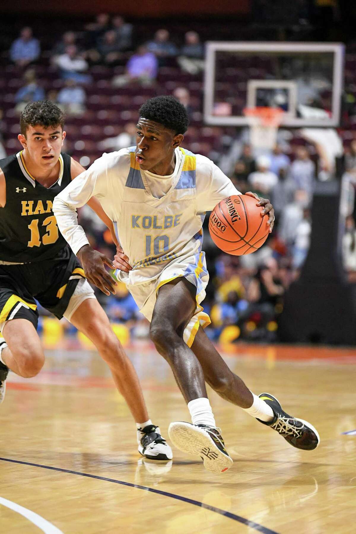 Hand boys basketball wins first state title, smothers Kolbe Cathedral ...