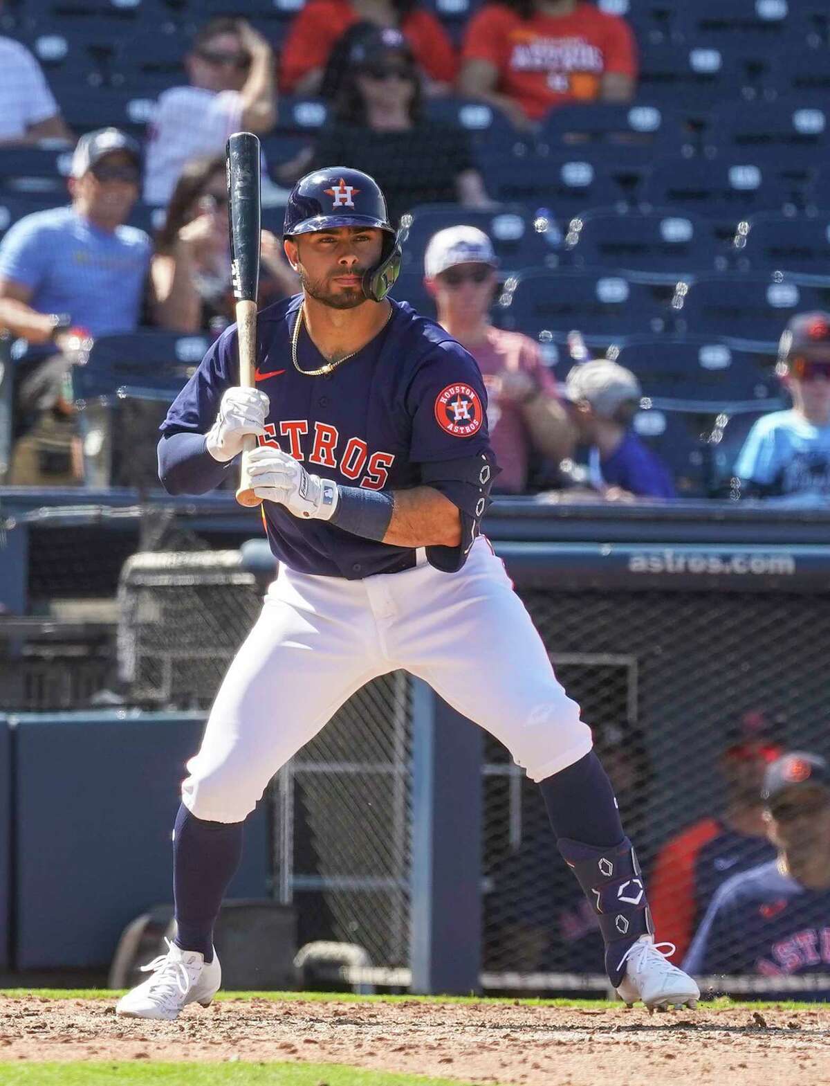 Astros manager Dusty Baker shares special moment with son Darren at ...