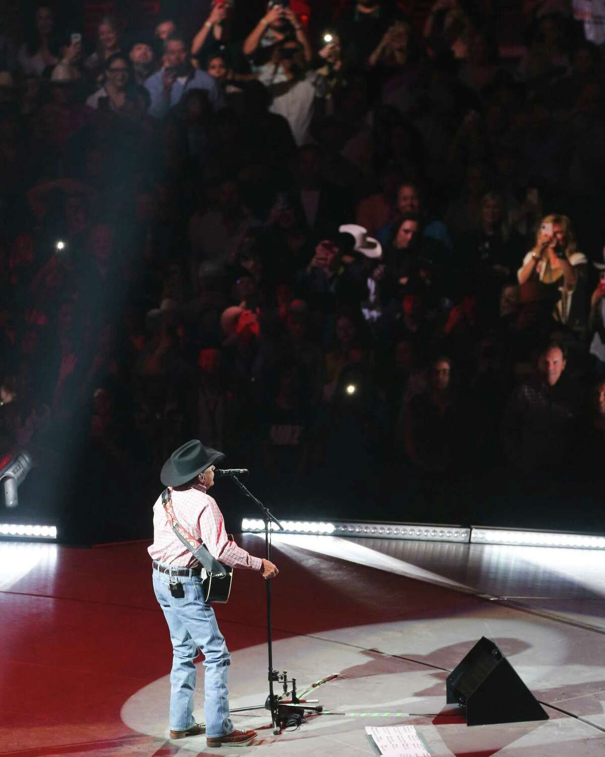 Sun sets on a successful return of Houston Rodeo season
