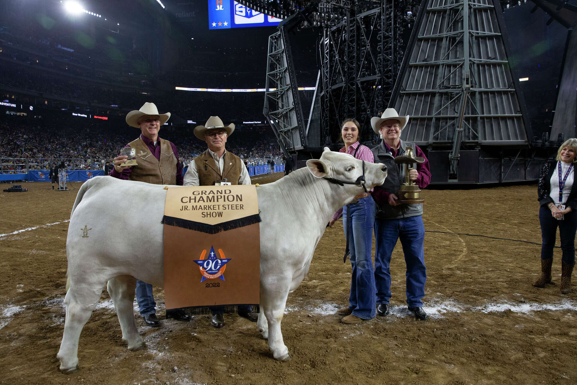 Steer named 'Vanilla Ice' sells for record $1 million at Houston Rodeo