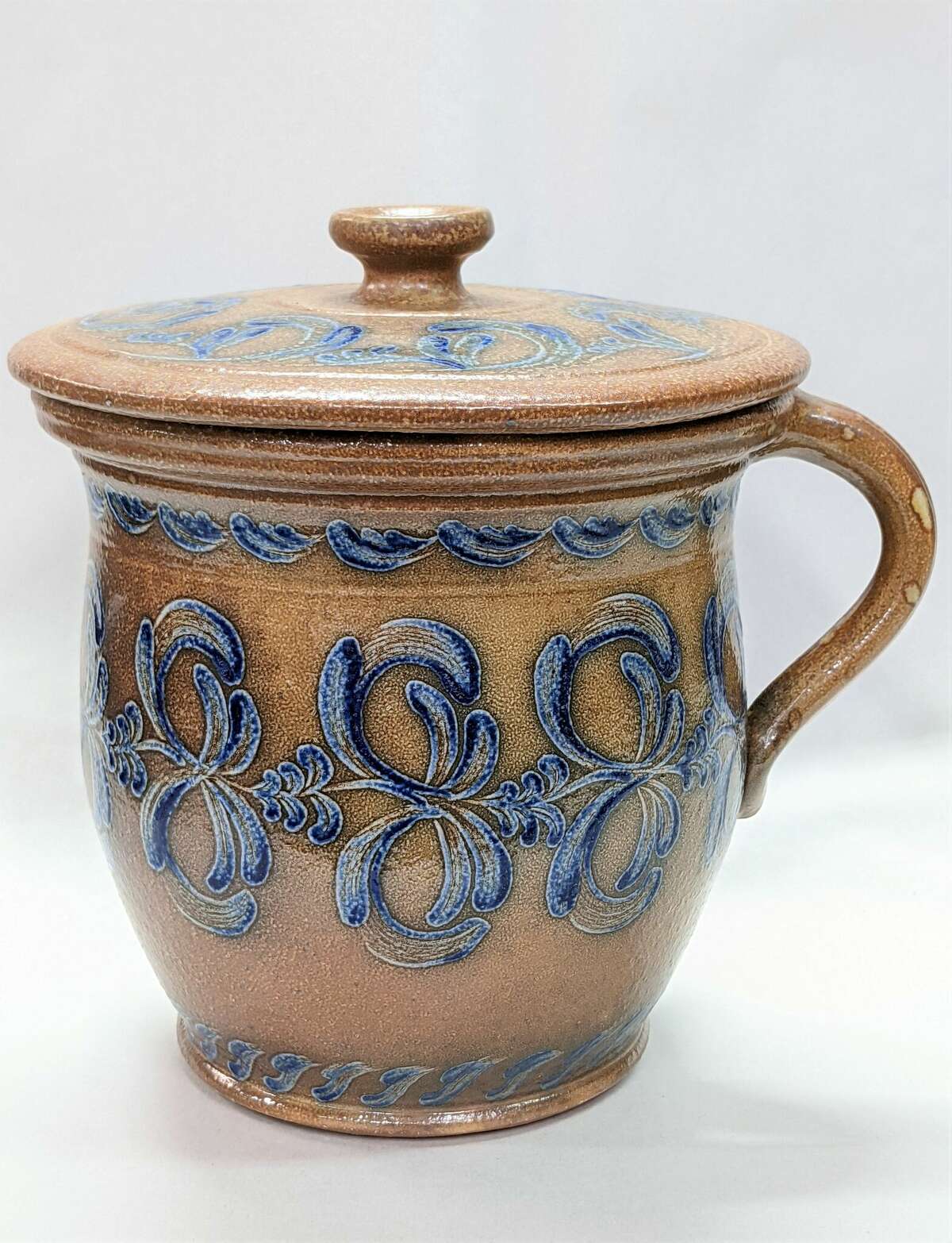 Pottery buffs' passion for early American craft fired up