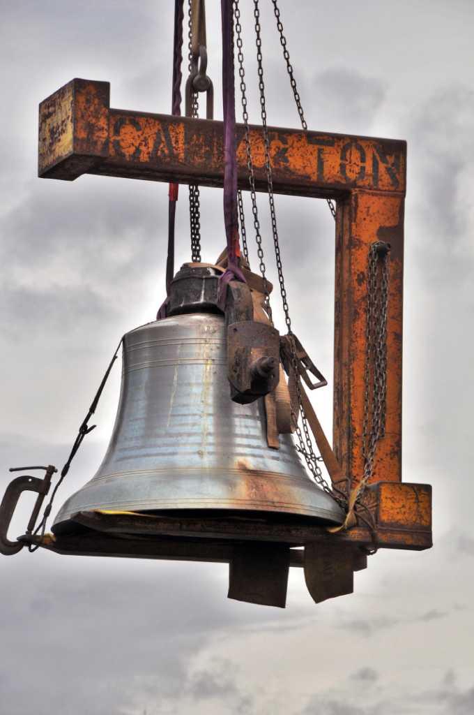 Quick action saves bell from fall