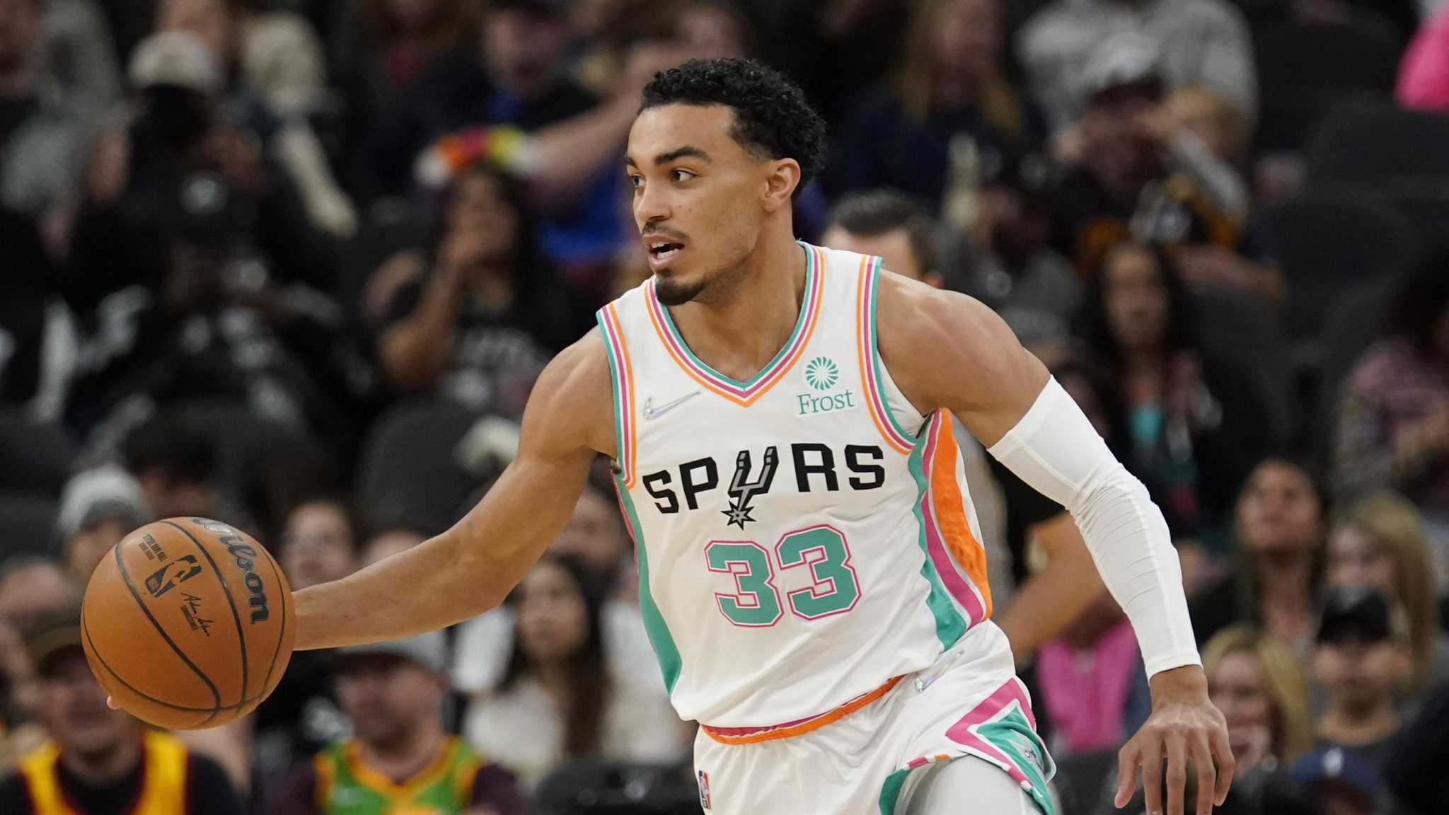 Spurs’ Tre Jones working to expand shooting range