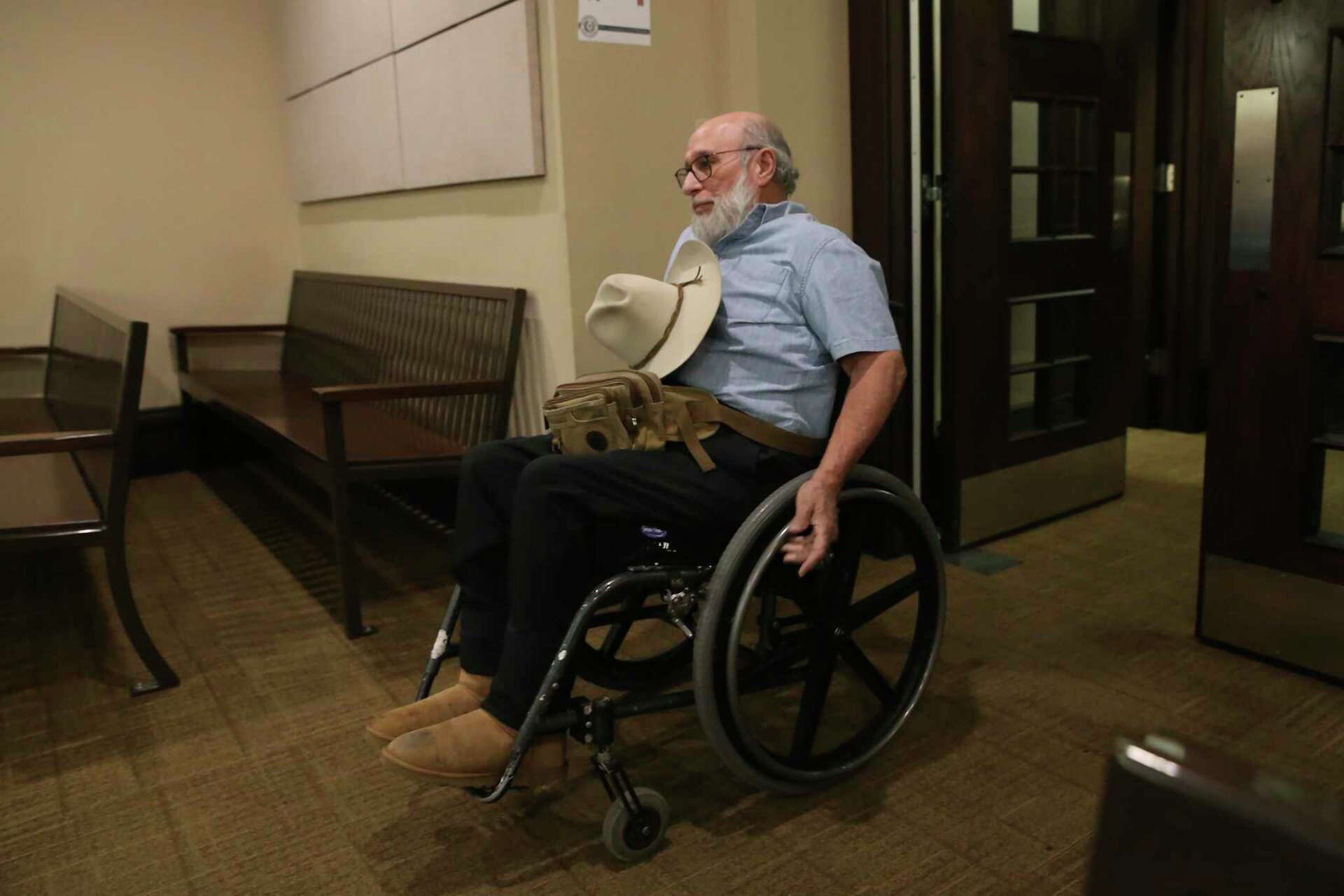 ‘A crime committed by Larry’: At trial in 1987 slaying, defendant’s ...