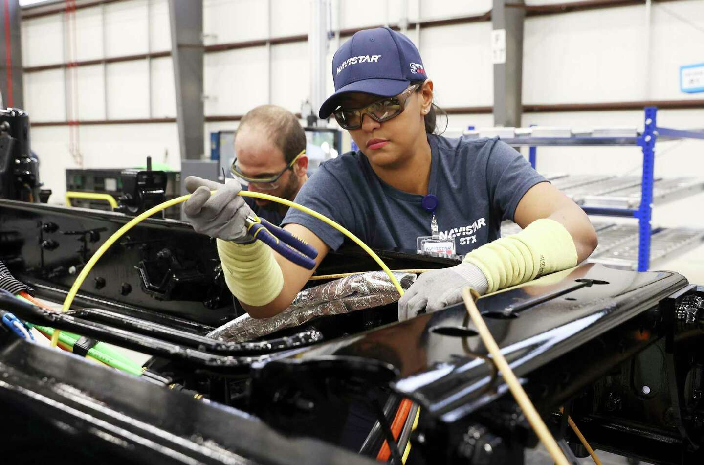 A peek inside Navistar’s new San Antonio plant; it’s high-tech and ...