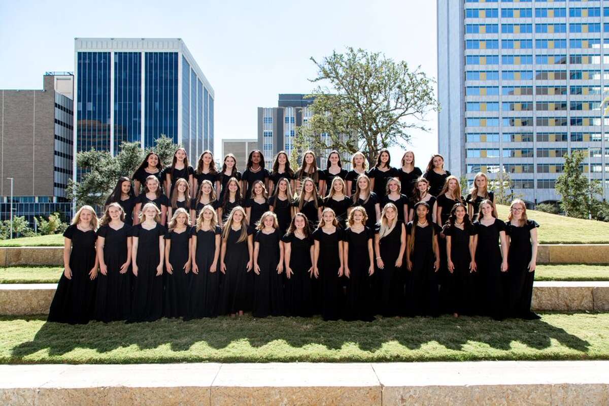 Midland Symphony Guild Freshman and Belles to be