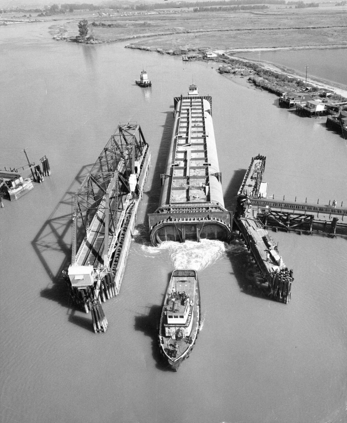 When science fiction became reality at the bottom of the bay ...