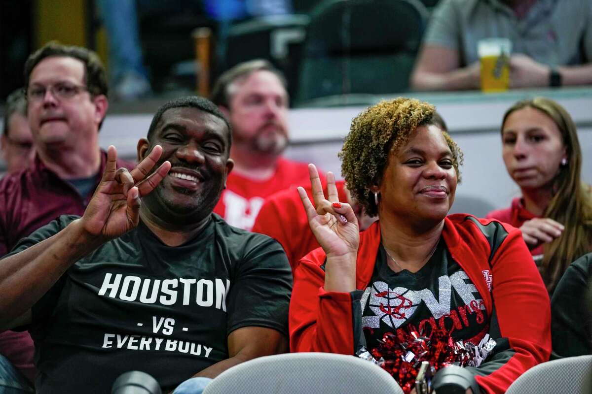 Solomon: For UH's Kyler Edwards and his mother, an 'amazing' Sweet 16 ...