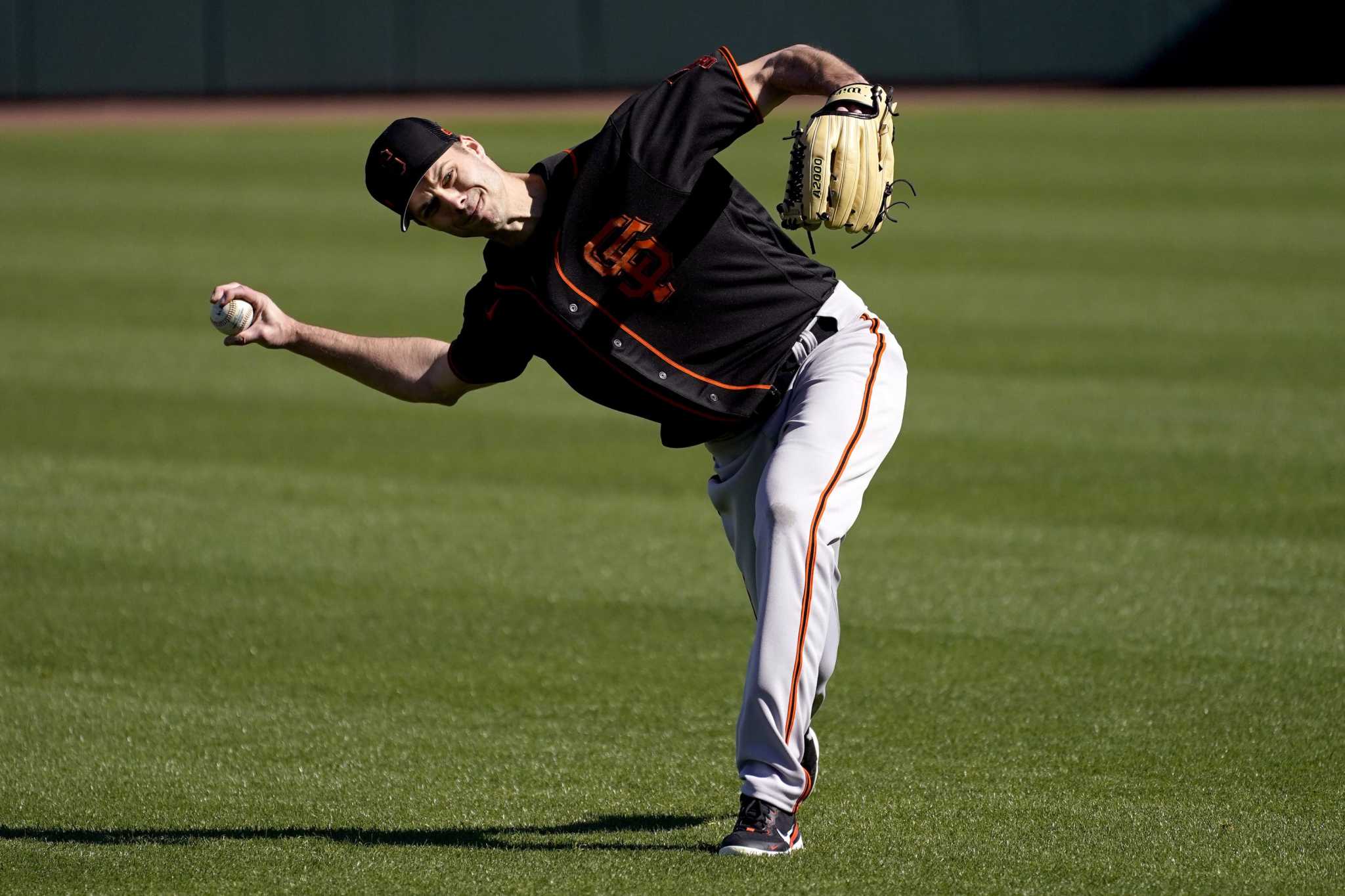 Giants reliever Tyler Rogers exits game after taking sharp grounder off leg