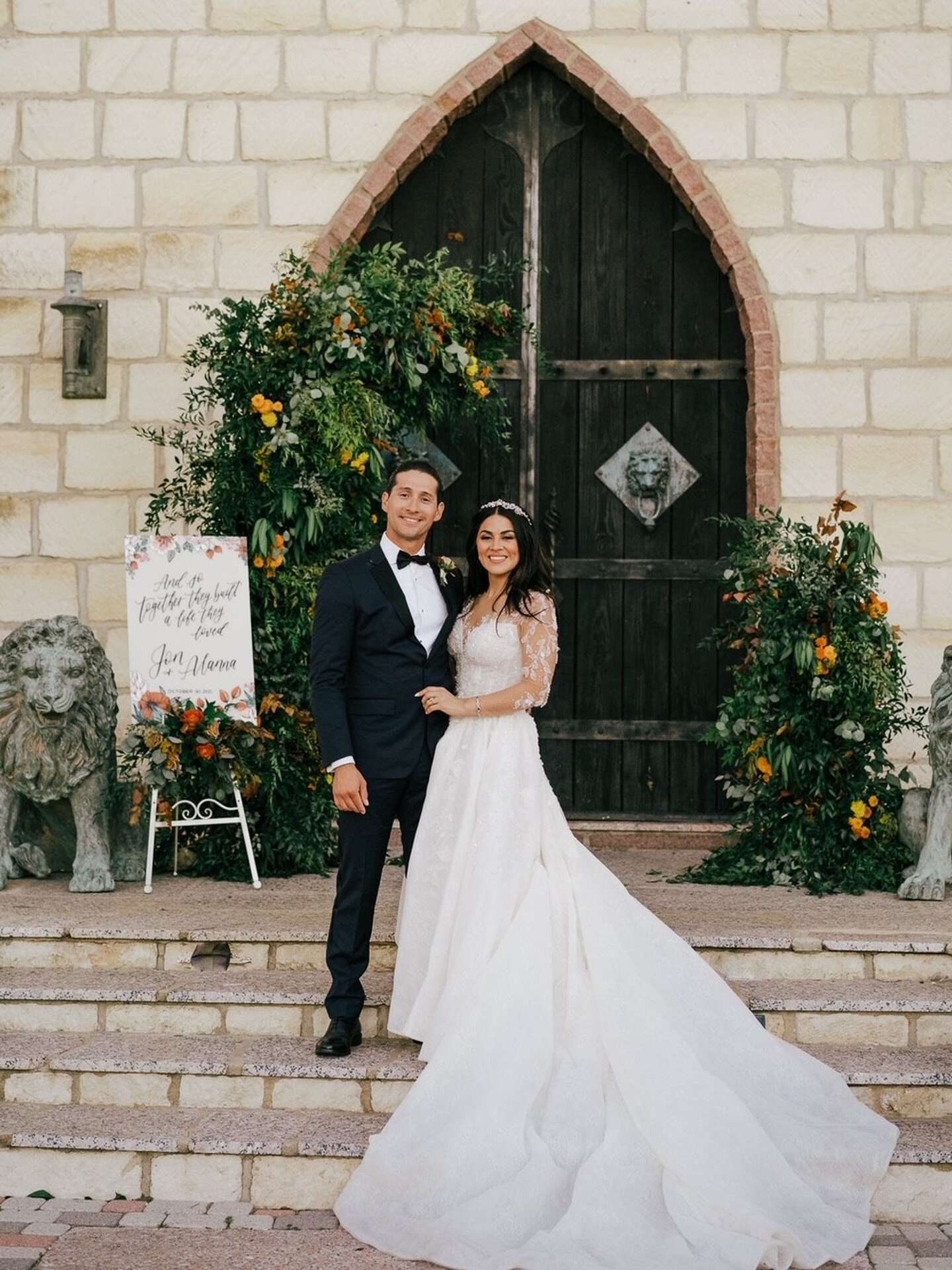 KENS 5 traffic anchor Alanna Sarabia expecting first child