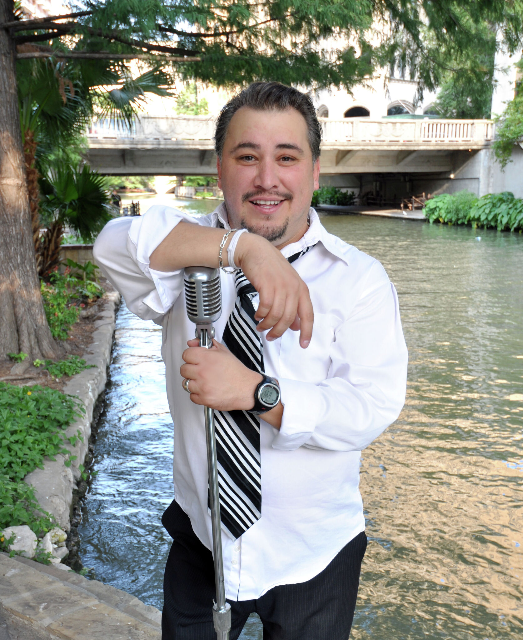 Best Artist in San Antonio: Comedian Cleto Rodriguez