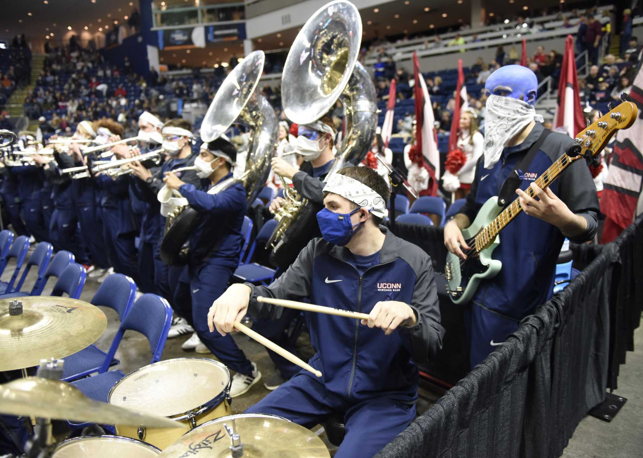 UConn plays football game vs. Duke without school band on site