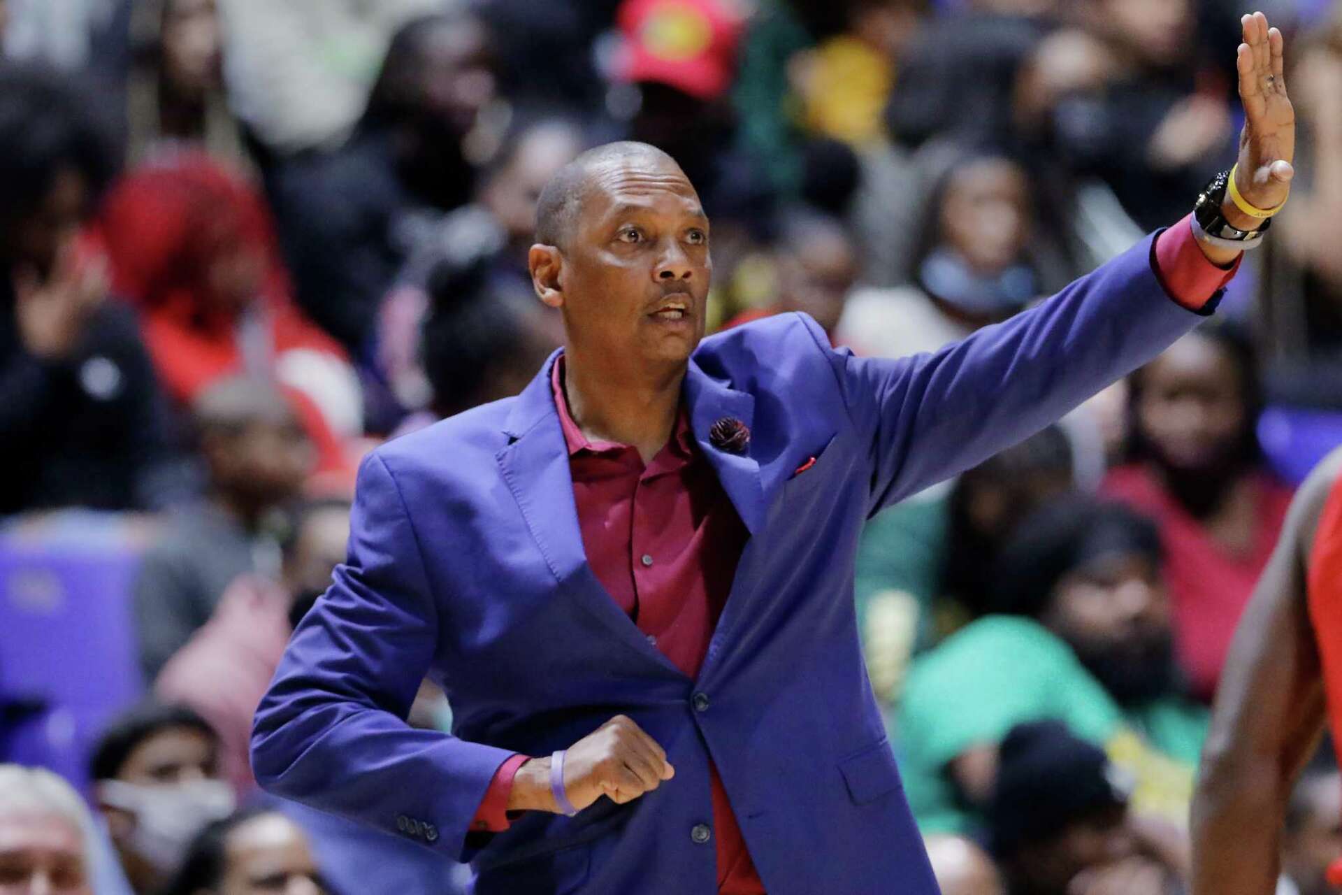 Westfield basketball dedicating season to late coach Billy Goffney