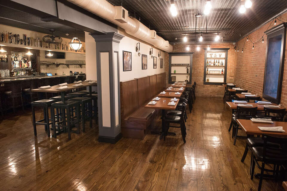 Tap & Vine in Wallingford to close after nine years; Irish pub to open