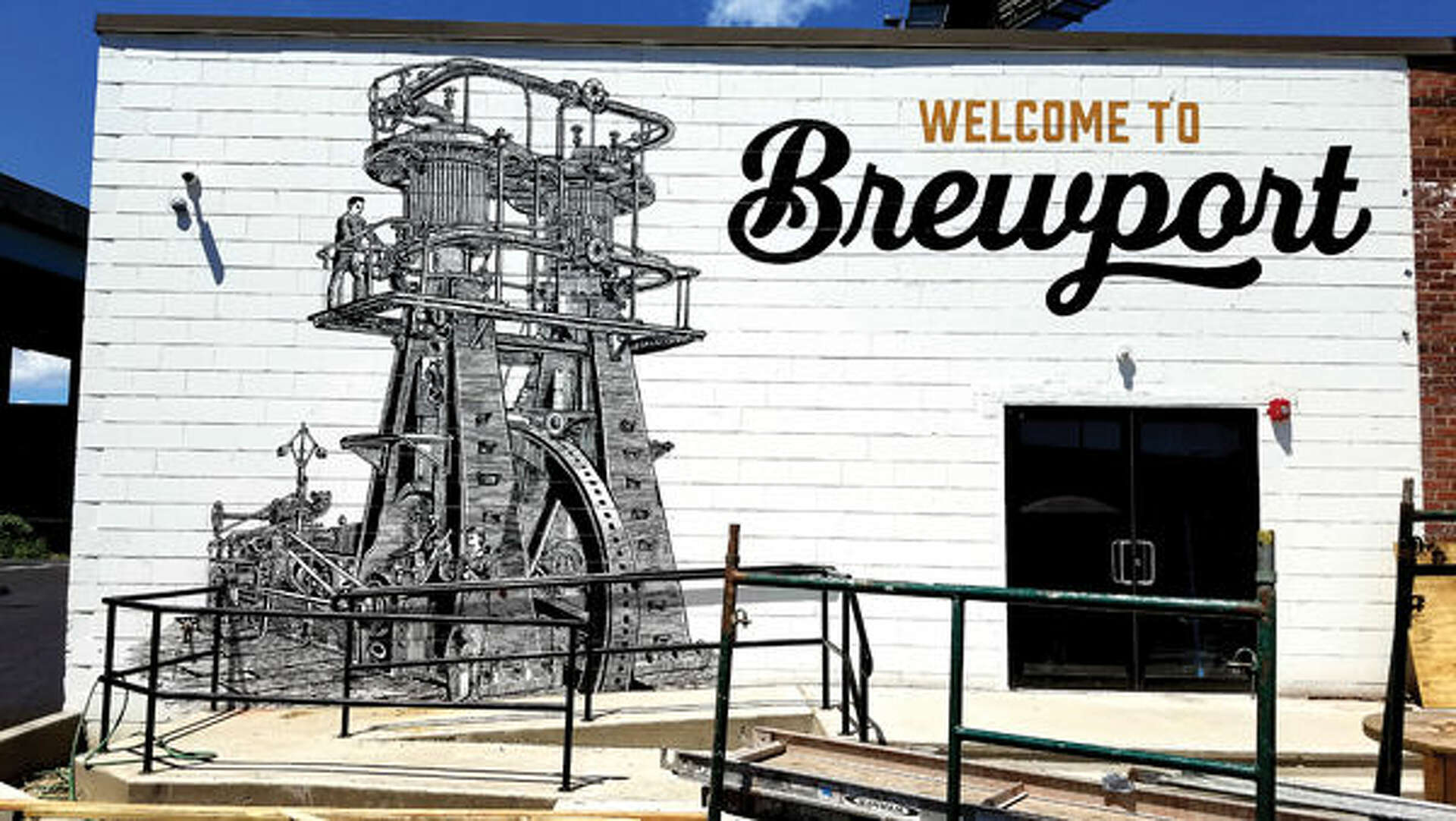 Brewport: Craft Beer, Pizza Haven Docks in Bridgeport