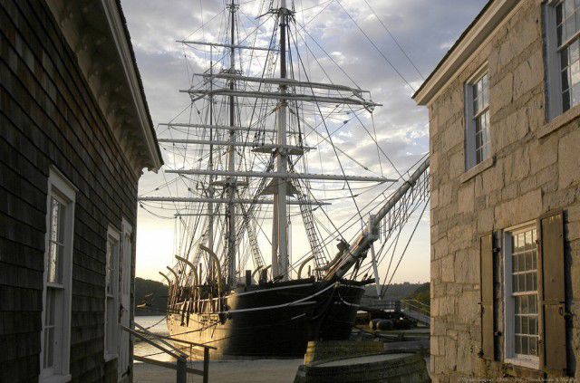 Whaling Ship Charles W. Morgan Sailing From Mystic on Historic Voyage