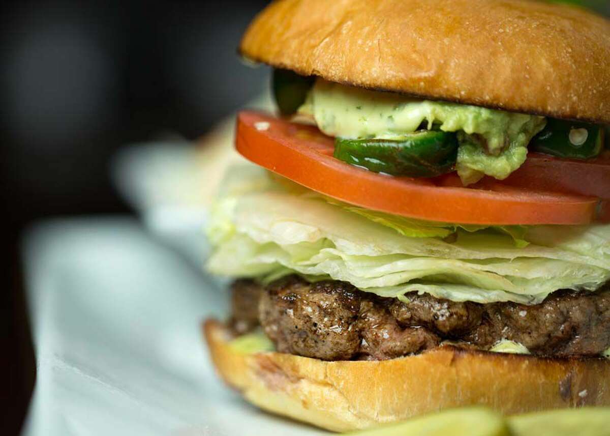 The 20 Best Burger Places in Connecticut