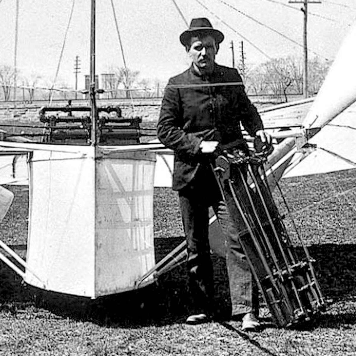 Gustave Whitehead: First In Flight or Fake News?