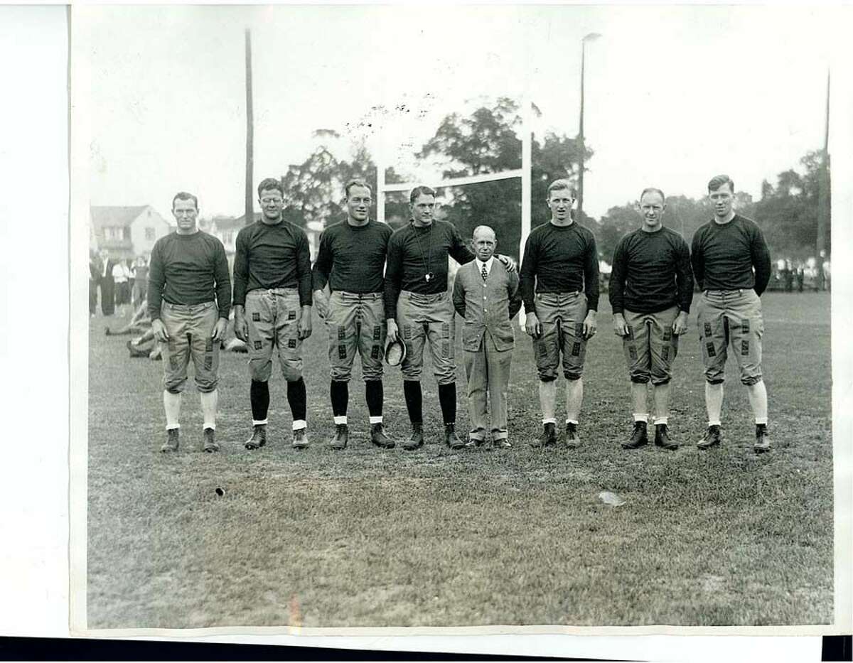 The New York Giants' NFL Legacy Began With a Game Played in New Britain