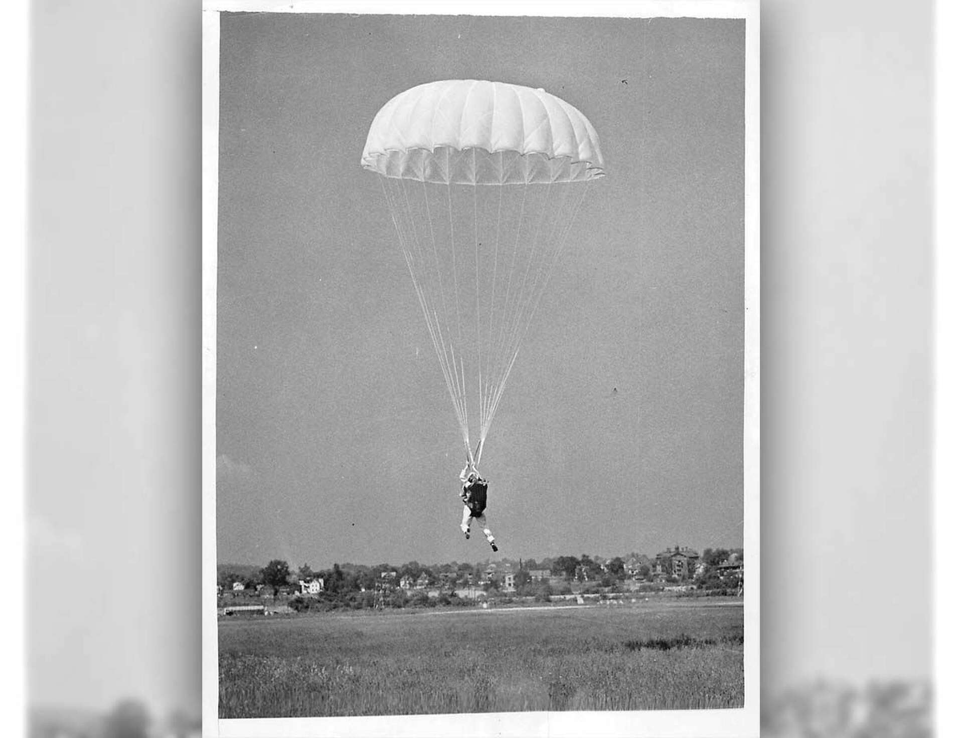 Elon Musk's SpaceX buys CT parachute maker for $2.2 million