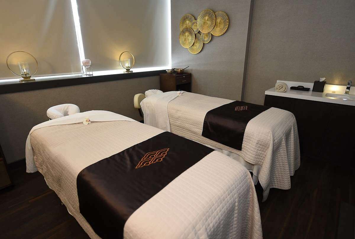 Epic Eats, Soothing Spas and Rock Legends Make For a Loaded Weekend at ...