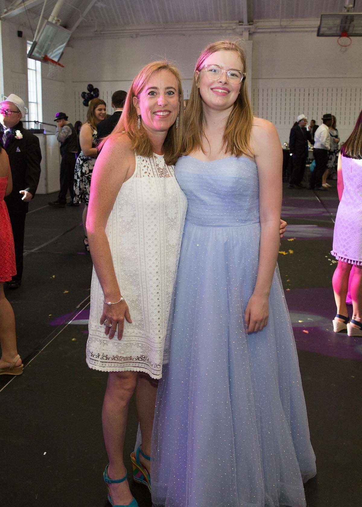 Party photos from Stamford's Palace Theater, the Connecticut WGA and ...