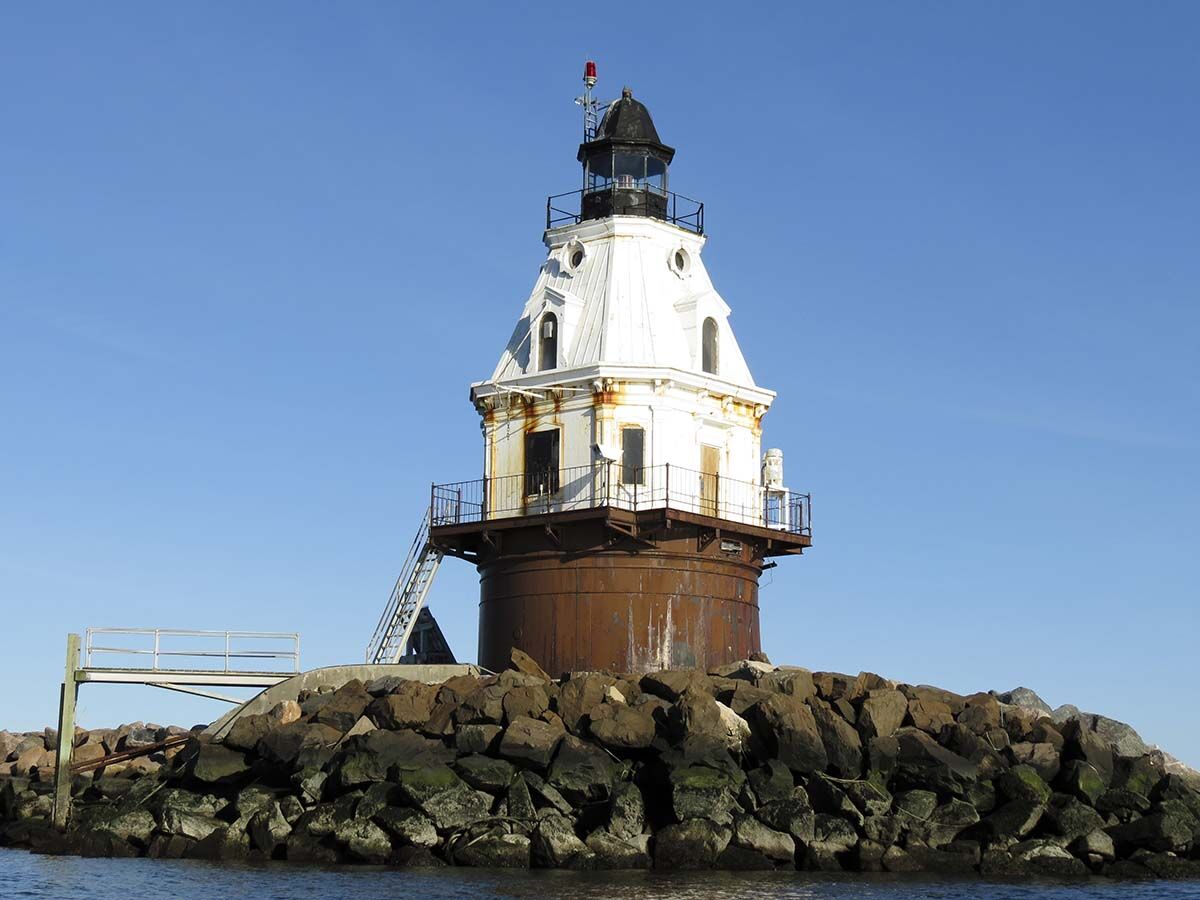 More than a century ago, a man went mad in an isolated New Haven lighthouse
