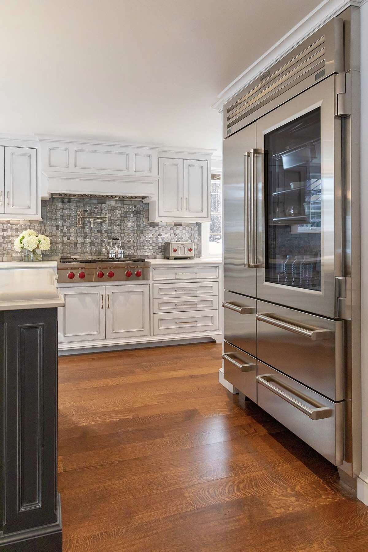 This hand-built house in Deep River property is a dream more than 35 ...