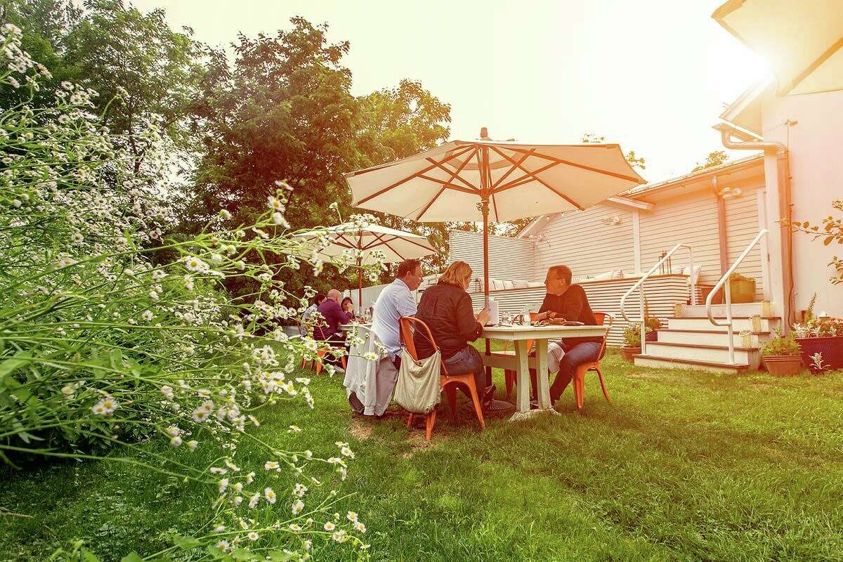 The best spots for outdoor dining in Connecticut: On the water, in the ...