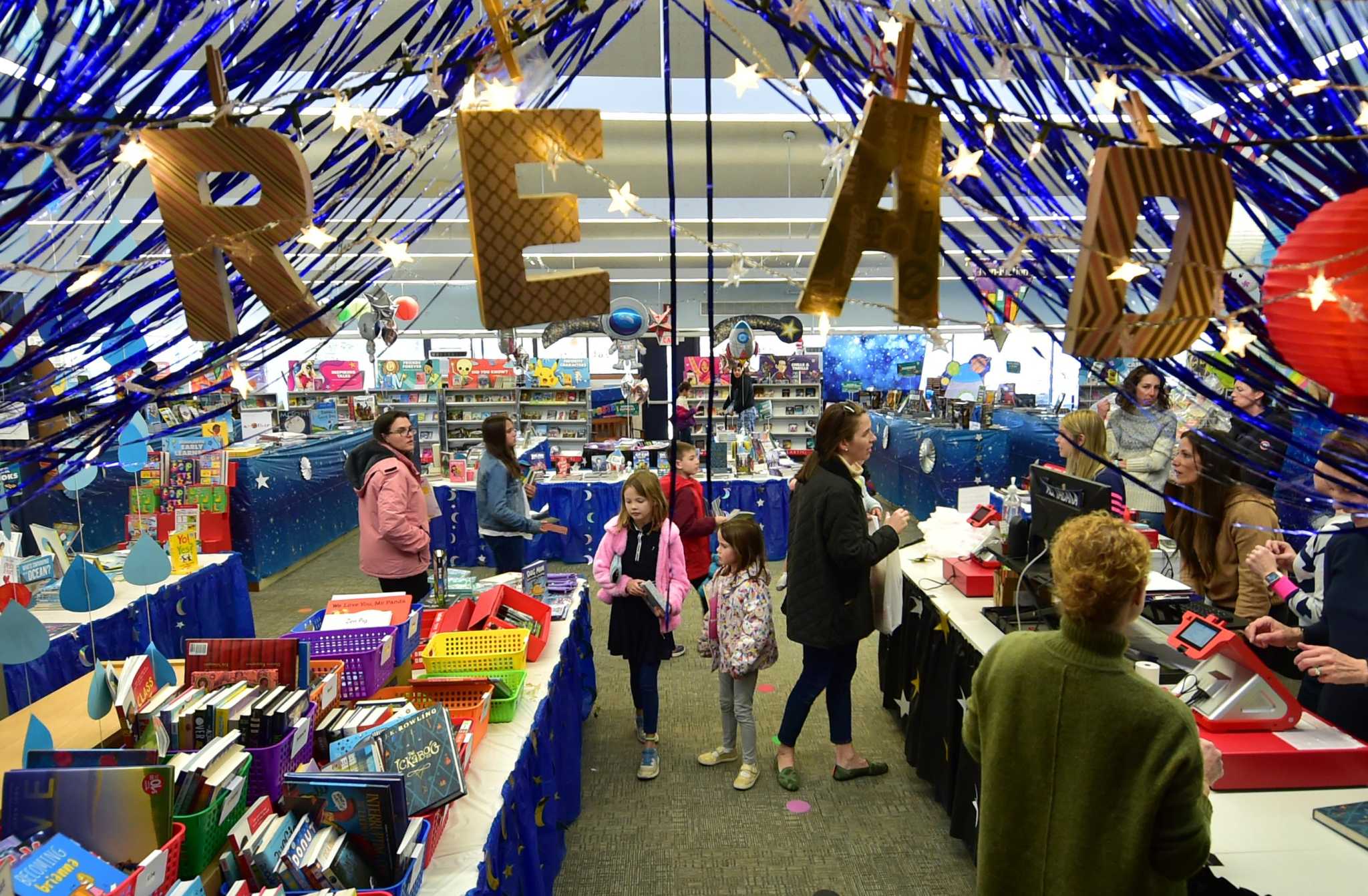 In photos: Book fair at Ox Ridge School in Darien is out of this world