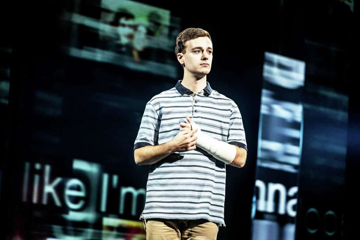 Theater review: Bushnell’s ‘Dear Evan Hansen’ deeply emotional, musical ...