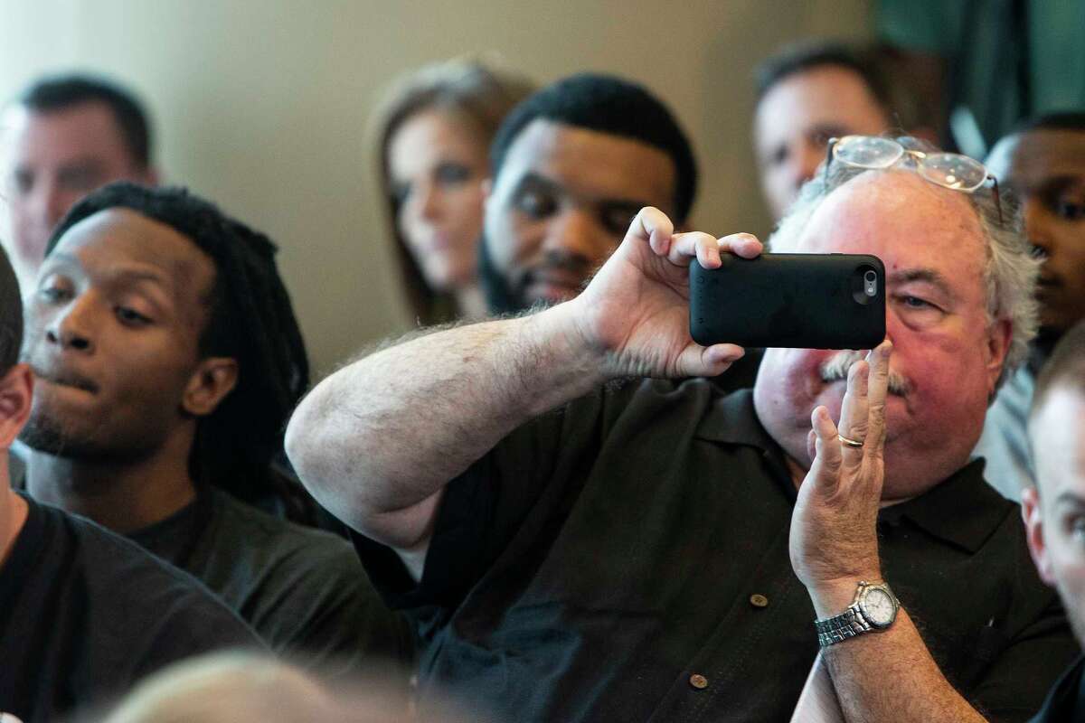 McClain: A time to retire and give thanks for 47 years at the Chronicle