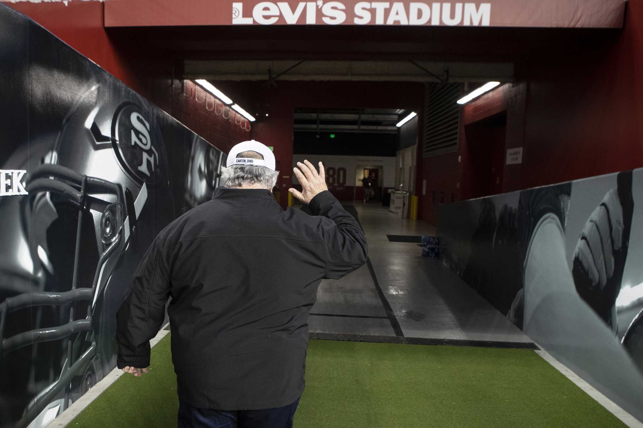 Smith: As John McClain retires, a salute to 'The General'