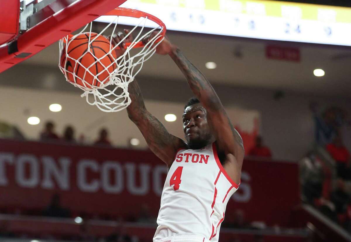 Who better for a dunk contest than UH’s Taze Moore?